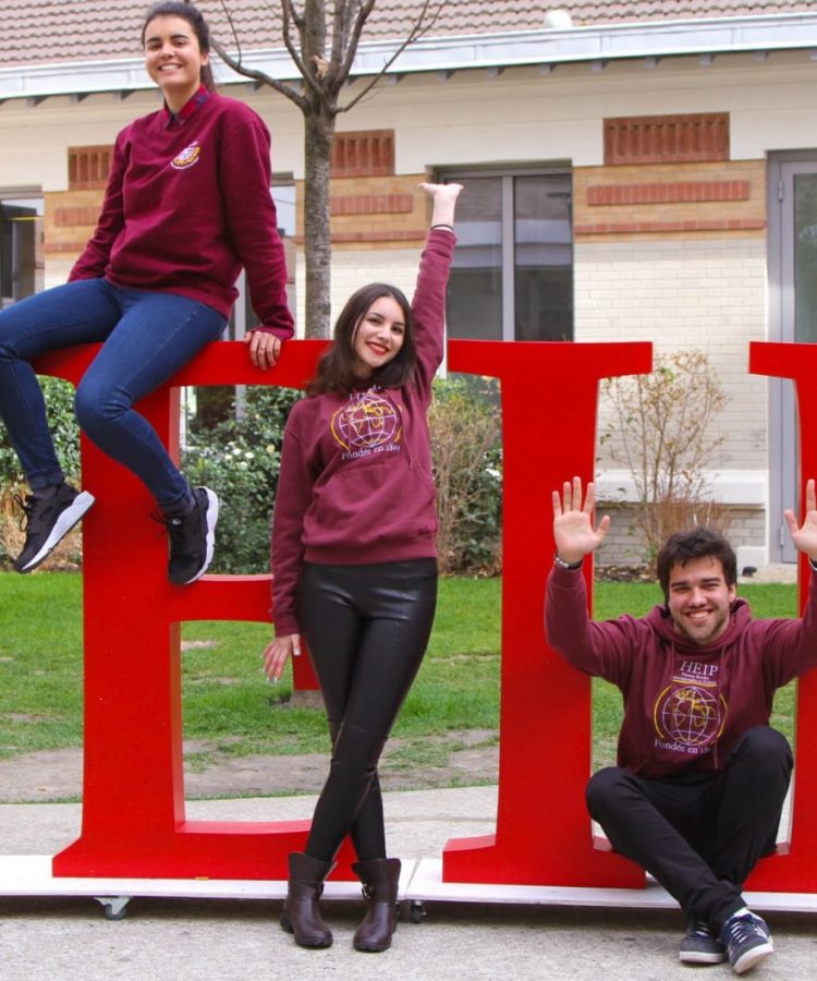 Former des citoyens éclairés, des professionnels accomplis - HEIP