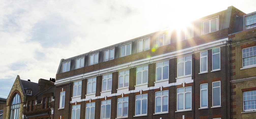 6 campus en France & en Europe - HEIP